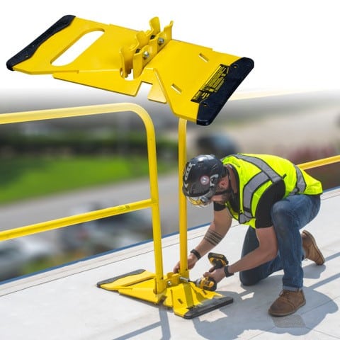 Guardrail System ($40.00 PER 8' WEEKLY RENTAL) - TNH Development